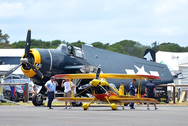 Warbirds at the Great Eastern Fly-In 2015 | Warbirds Online