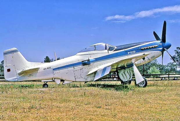 Repainting CAC Mustang ex RAAF A68-199 VH-URZ | Warbirds Online