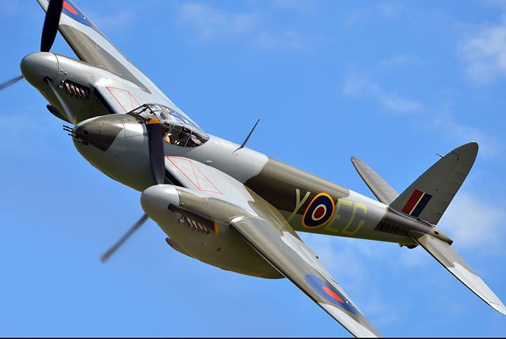 de Havilland DH. 98 Mosquito | Wooden Wonder | Warbirds Online